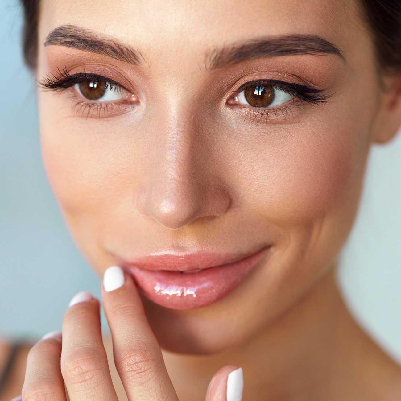 Mokry makijaż, czyli jak wykonać Wet Look | Maybelline NY